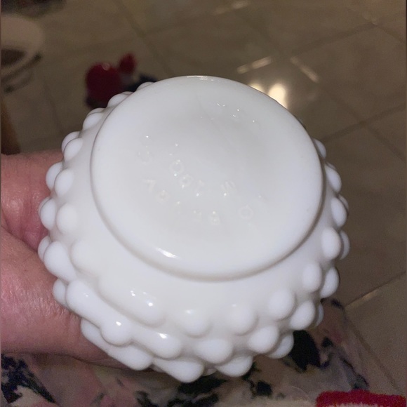 hob nob white fentin glass vase | Accents | Stamped Vintage Dentin Milk ...